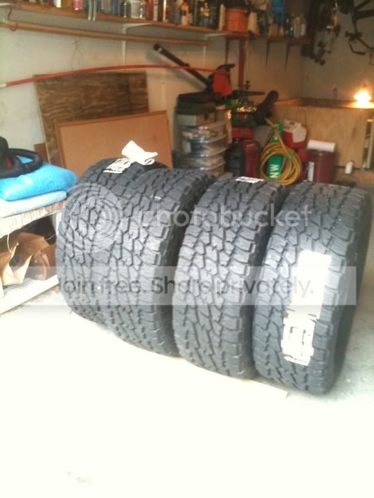 What happend to this tire? - Ford Truck Enthusiasts Forums