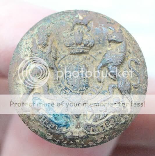 British Army general service corps button - Detecting Finds and Stories