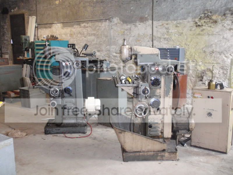 Deckel, Maho, Aciera, Abene Mills | Deckel FP1 motor hanging down ...